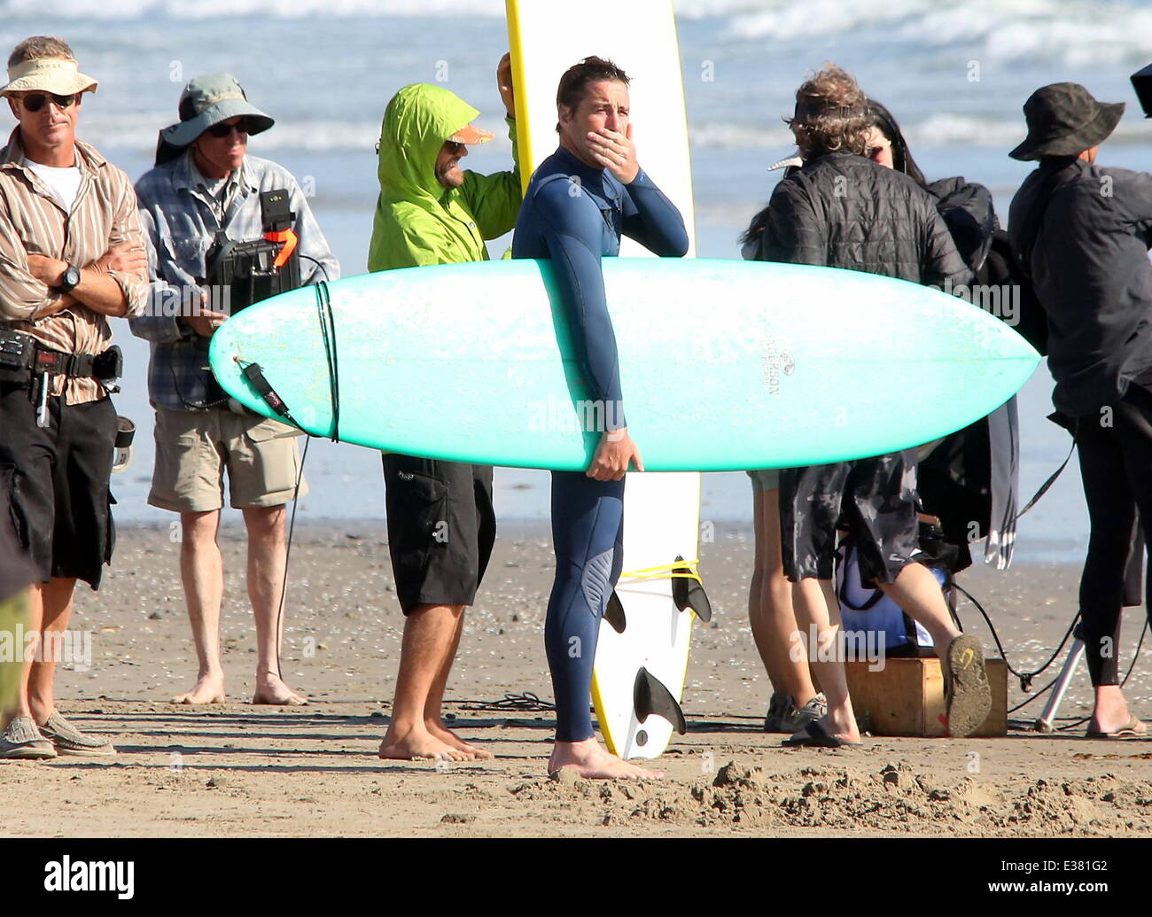 Helen Hunt filming and directing her new movie 'Ride' on Venice Beach ...