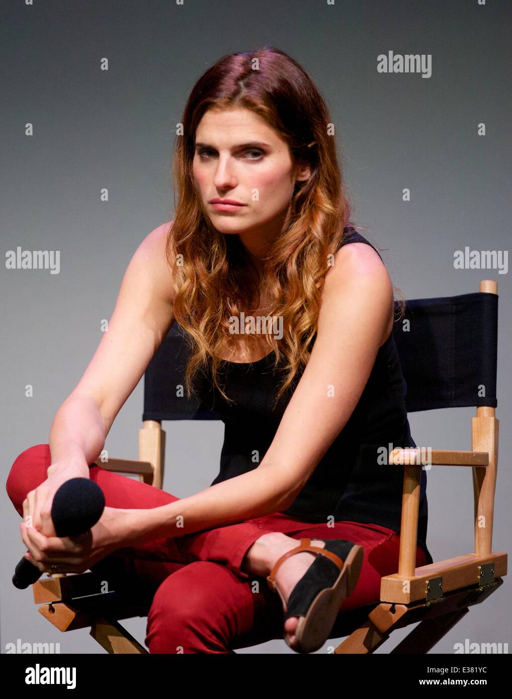 Meet The Filmmaker Lake Bell In A World At The Apple Store In Soho