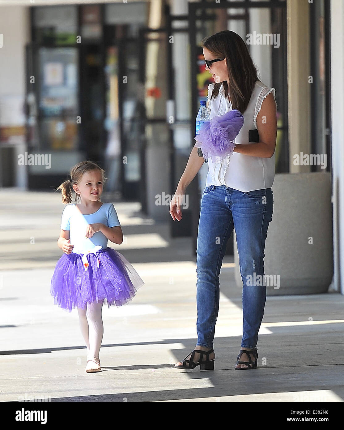Jennifer Garner picks up her daughter Seraphina Affleck from ballet ...