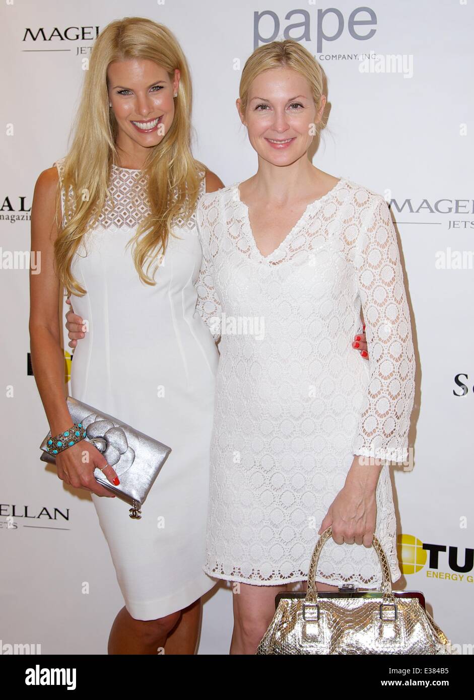 'Gossip Girl' star Kelly Rutherford celebrates her Social Life magazine ...