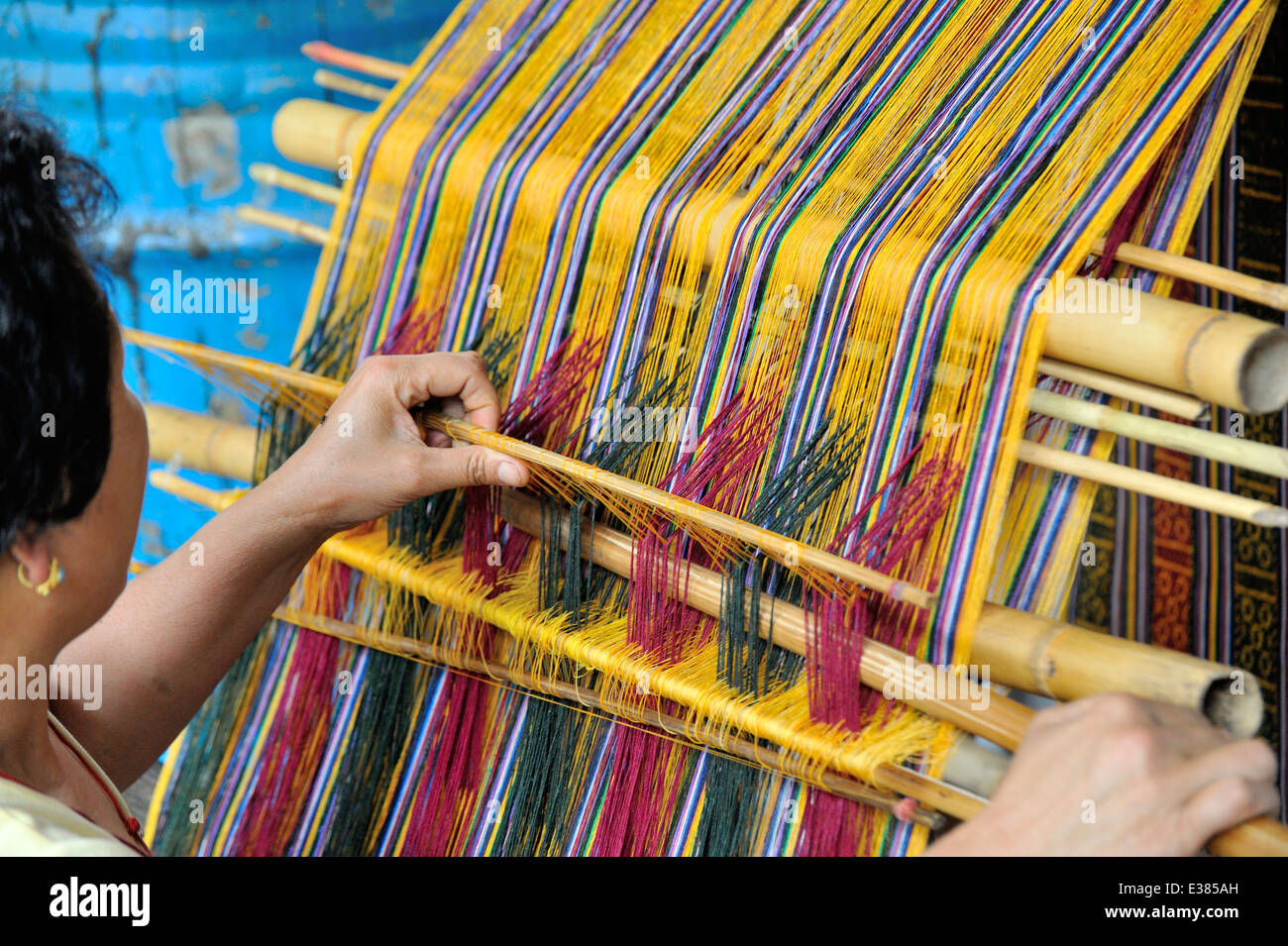Loom Weaver
