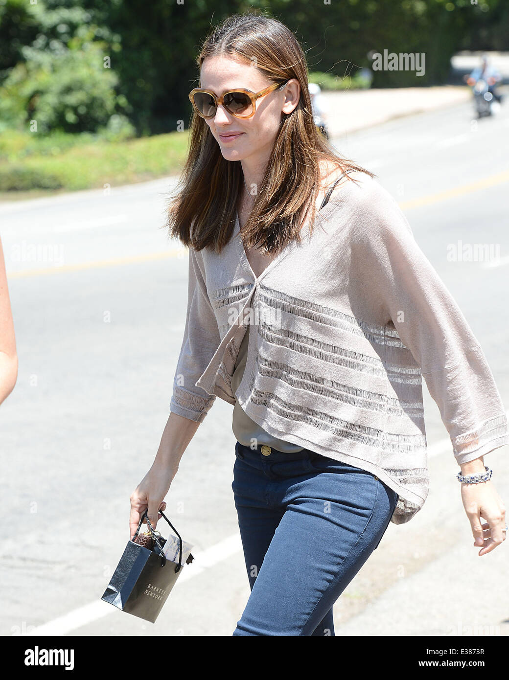 Celebrities outside Jennifer Klein's Annual Day of Indulgence party in ...