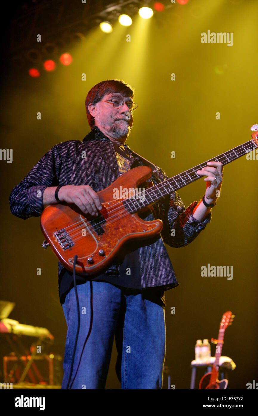 Alabama Performs At Hard Rock Live! Featuring: Teddy Gentry Where ...