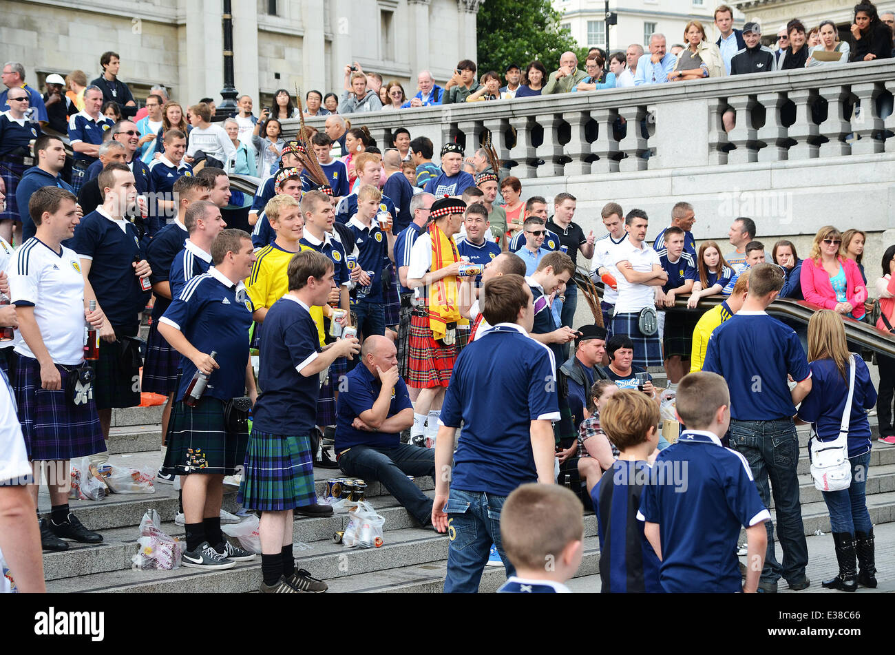Scottish football fans gather in Trafalgar Square and celebrate the win ...