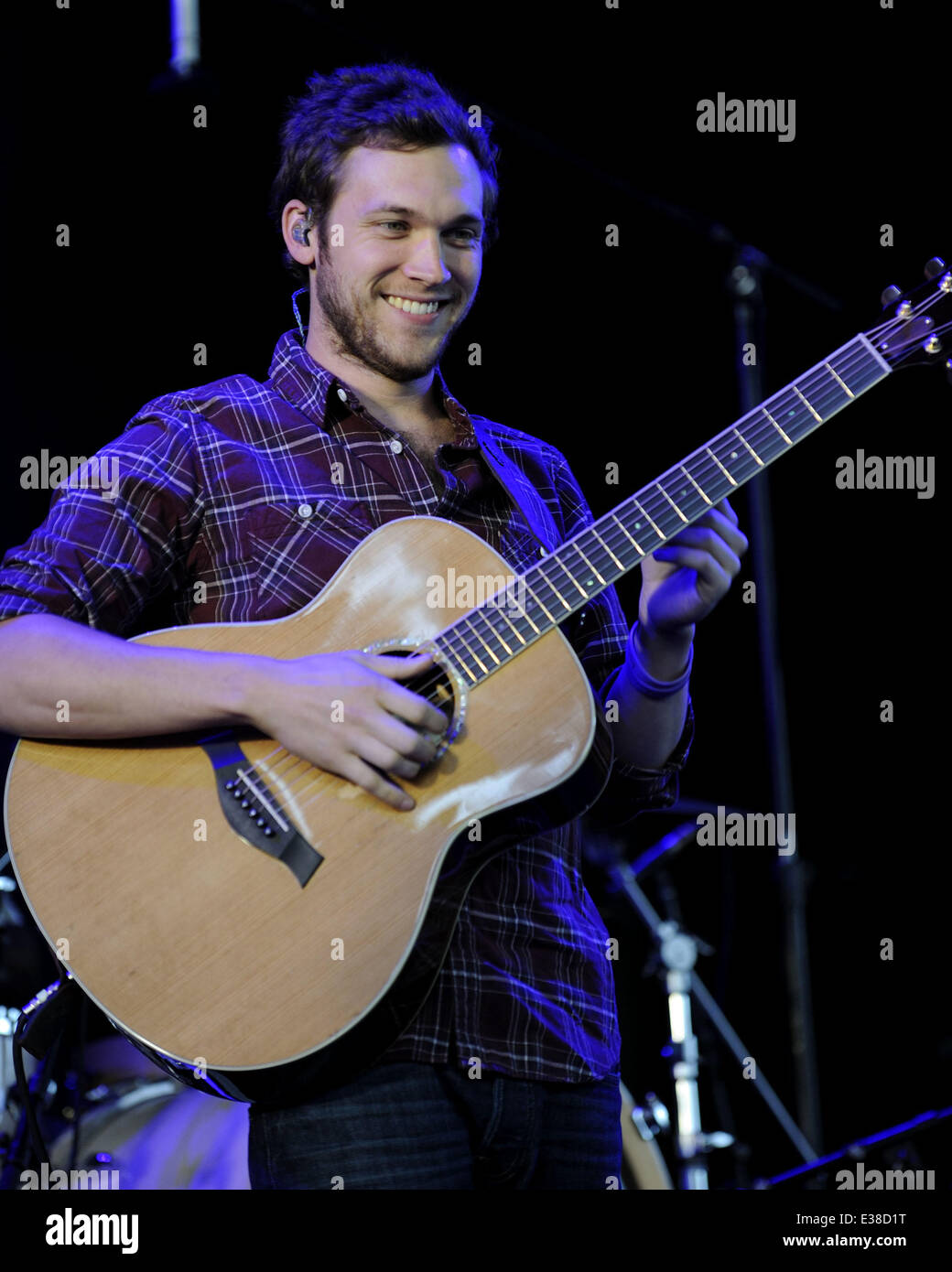 Phillip Phillips performs live in concert during John Mayer's 'Born and ...