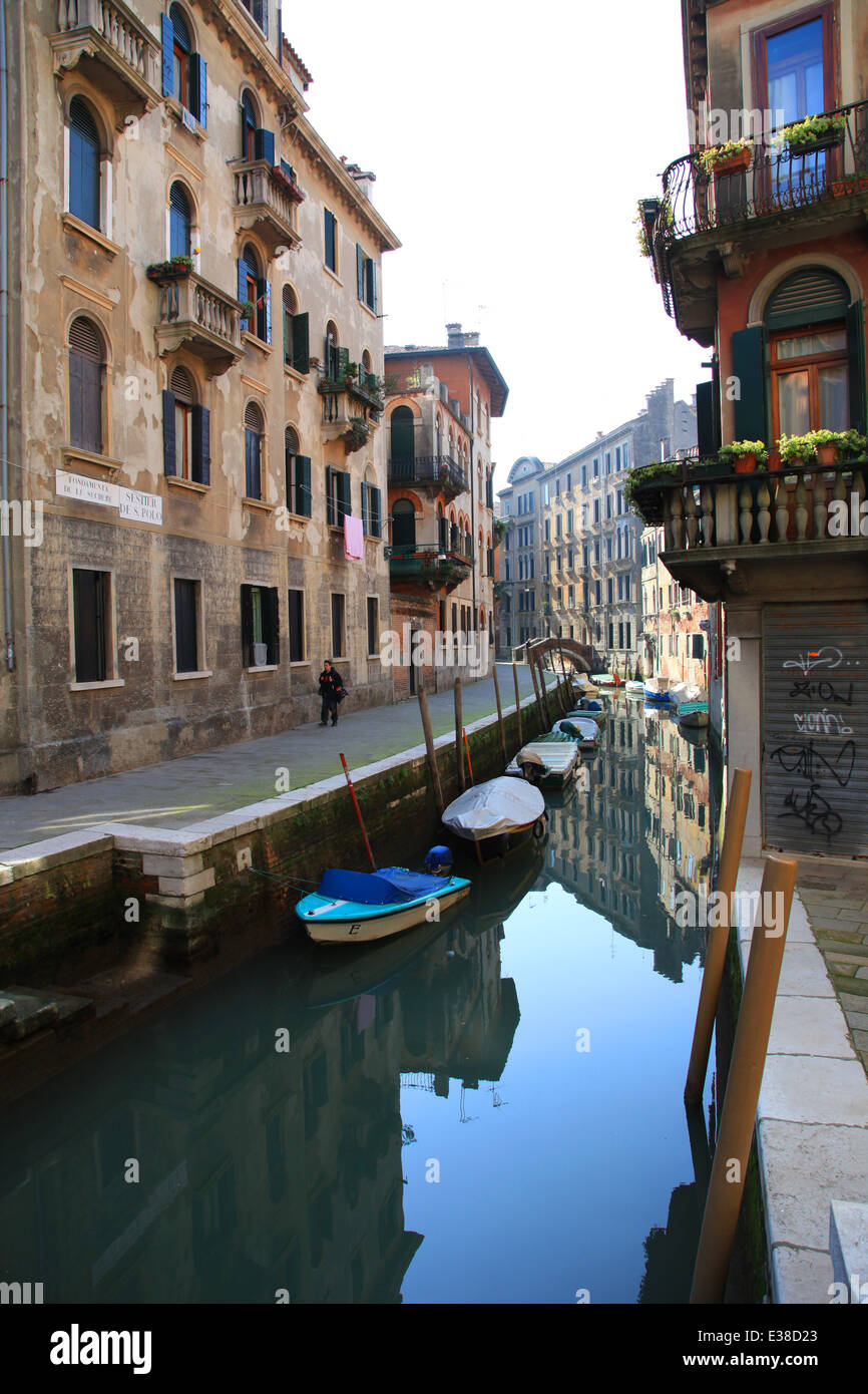 Getaway venice hi-res stock photography and images - Alamy