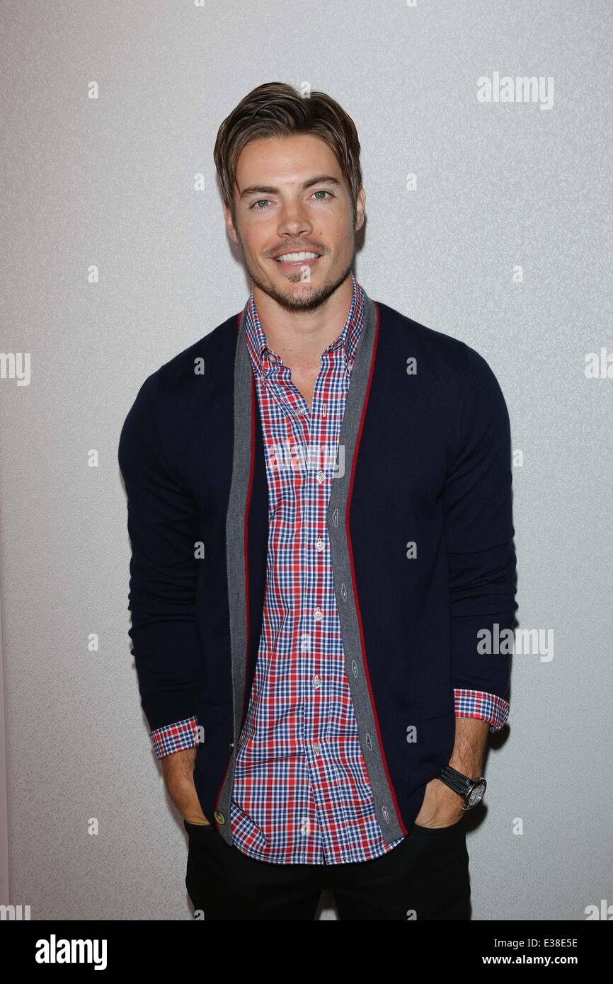 Ariel Foxman and the West Coast Editors of InStyle host the 12th Annual ...