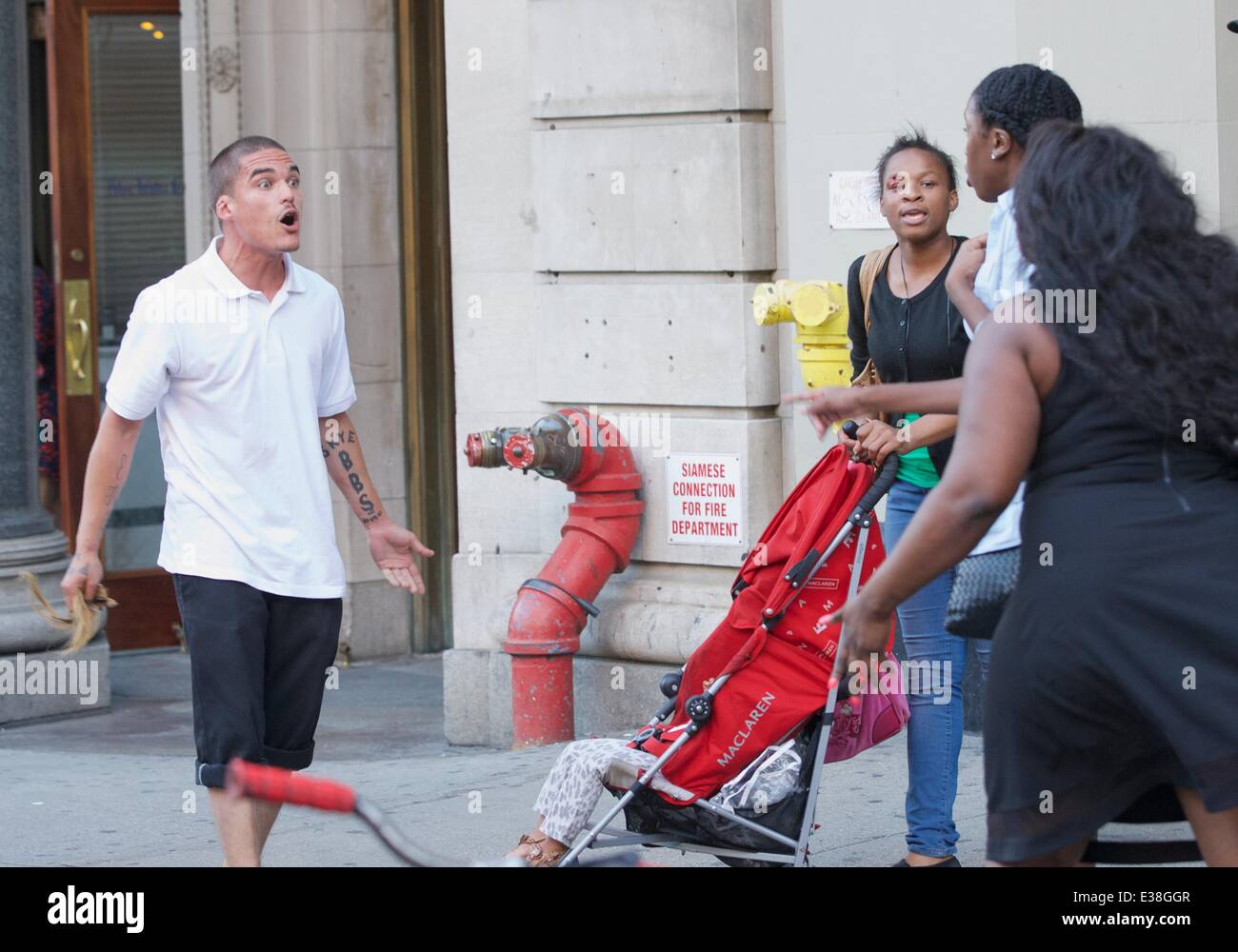 A altercation between a man and a group of people in Union Square turns ...