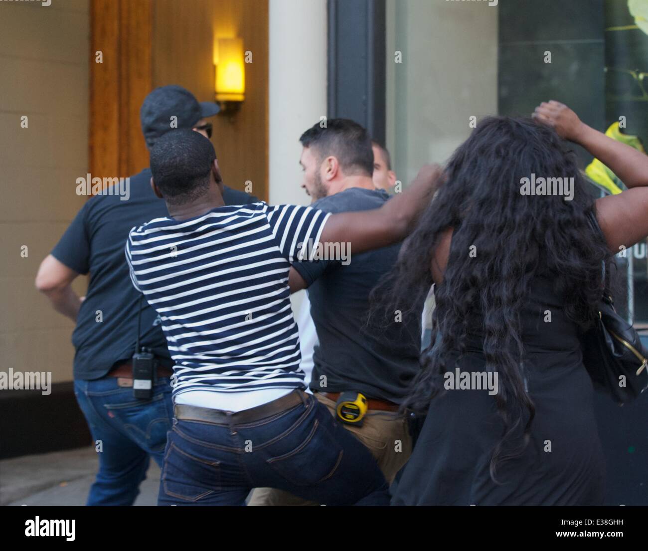 A altercation between a man and a group of people in Union Square turns ...