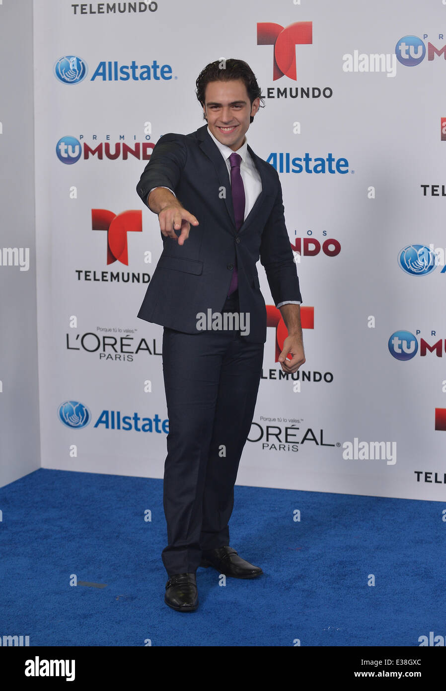 Telemundo's Premios Tu Mundo Awards 2013 - Arrivals Featuring: Isaac ...