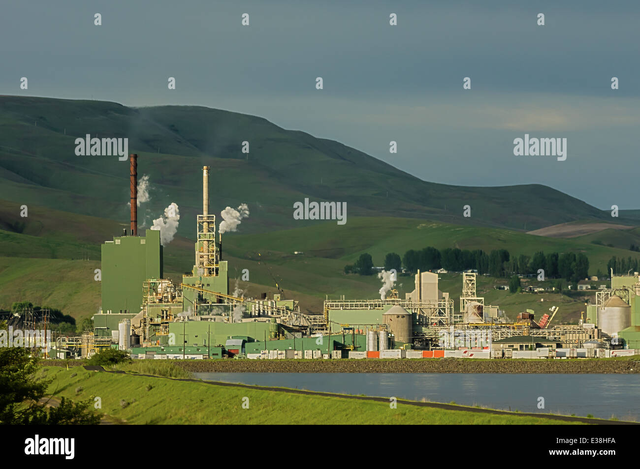 Air pollution industrial hi-res stock photography and images - Alamy