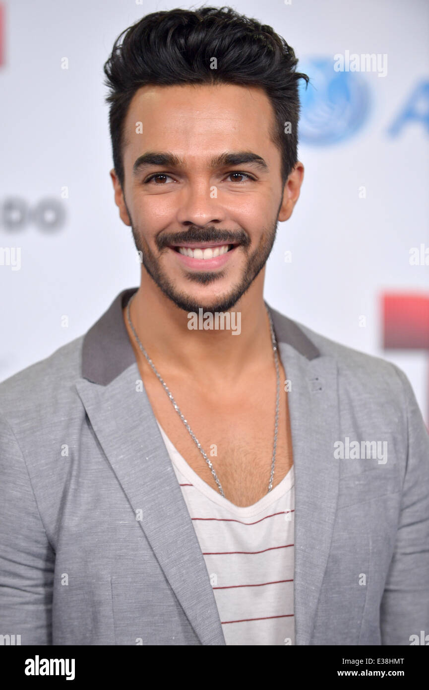 Telemundo's Premios Tu Mundo Awards 2013 - Arrivals Featuring: Shalim ...