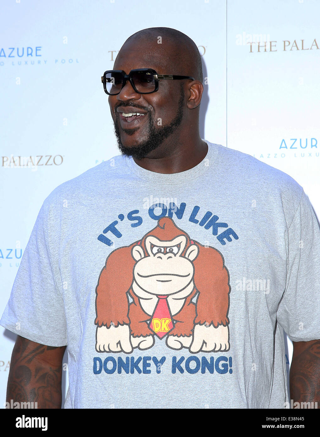Shaquille O'Neal Pool Party at Azure At The Palazzo Resort and Casino ...