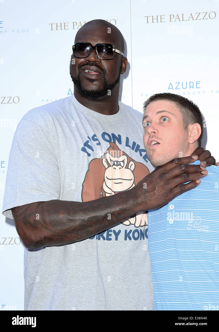 Shaquille O'Neal Pool Party at Azure At The Palazzo Resort and Casino ...