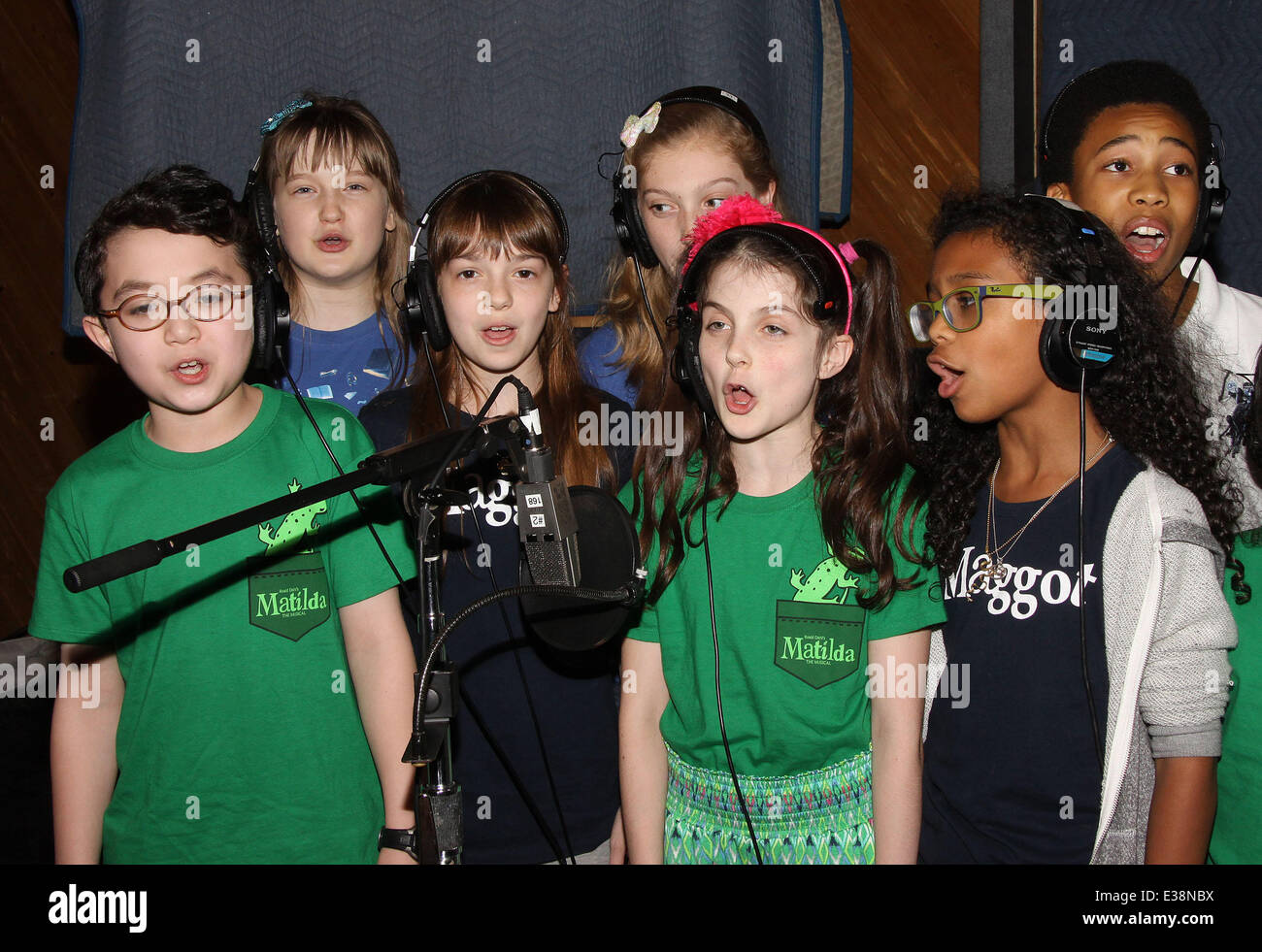 Matilda broadway musical cast hi-res stock photography and images - Alamy