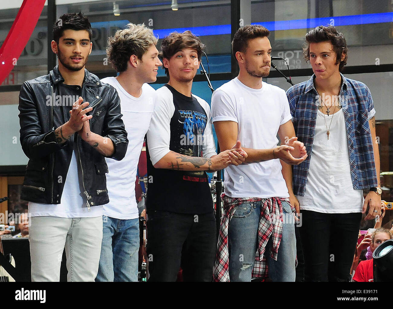 One Direction perform on the 'Today' show as part of their NBC Toyota ...