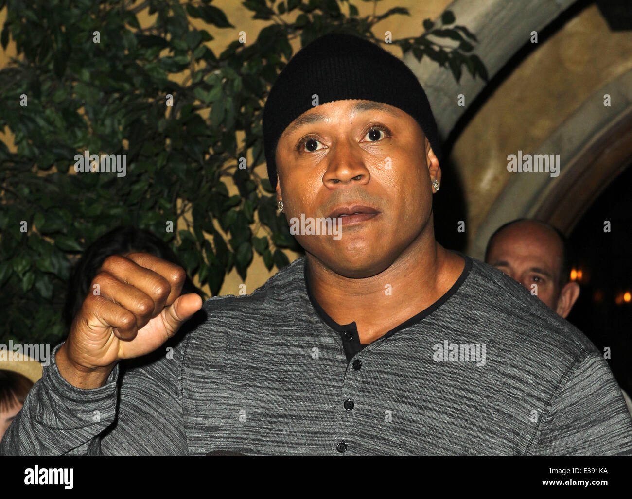 NCIS Los Angeles 100th episode cake cutting event Held At Paramount ...