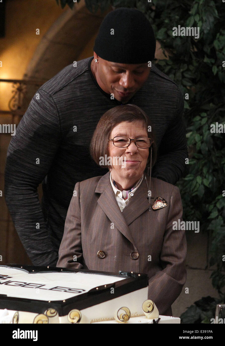 NCIS Los Angeles 100th episode cake cutting event Held At Paramount ...