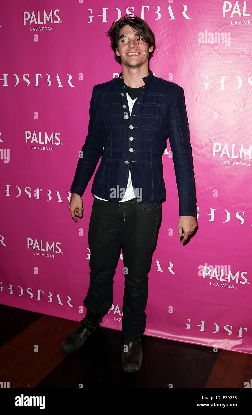 “BREAKING BAD” STAR, RJ MITTE, TO CELEBRATE 21ST BIRTHDAY AT GHOSTBAR ...