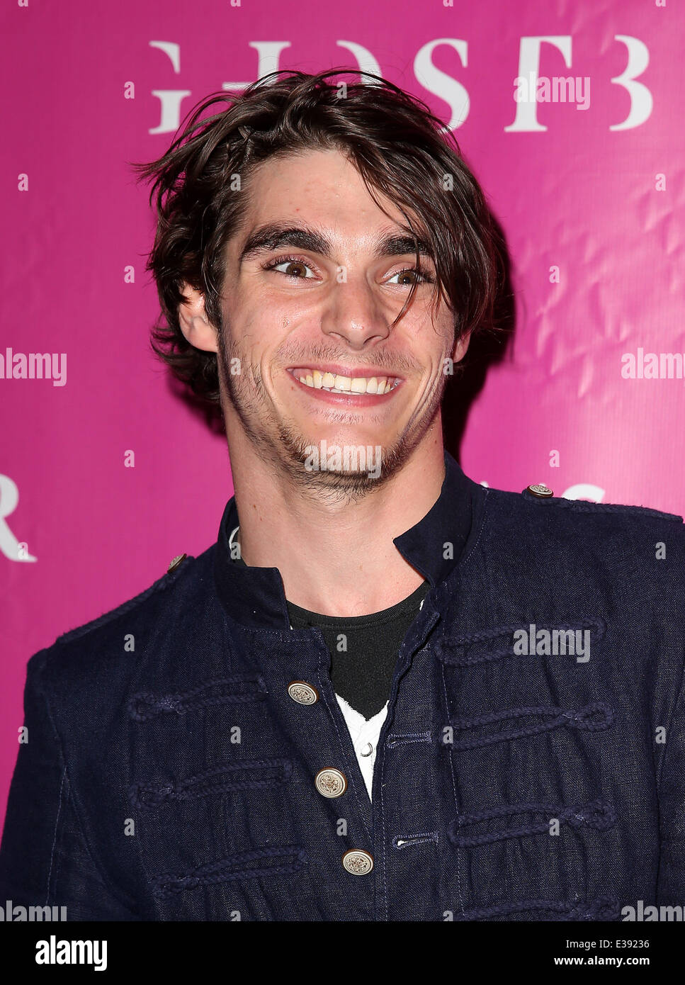 “BREAKING BAD” STAR, RJ MITTE, TO CELEBRATE 21ST BIRTHDAY AT GHOSTBAR ...