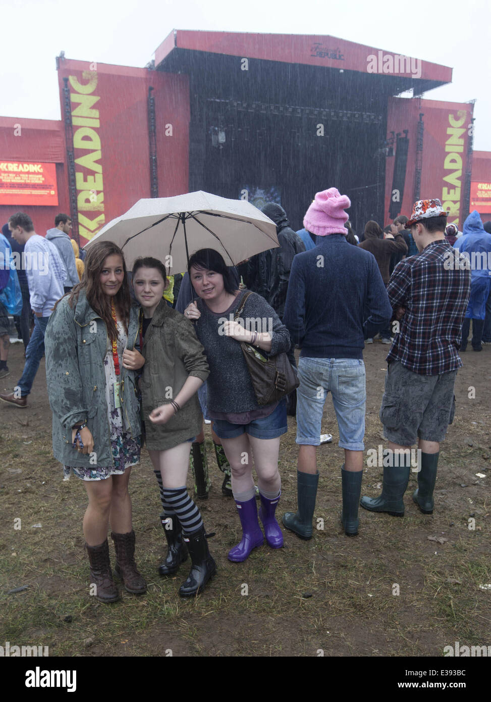 Reading Festival 2013 - Day 2 Featuring: Atmosphere Where: Reading ...