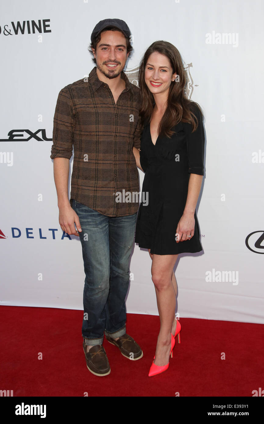 Michelle mulitz and ben feldman hi-res stock photography and images - Alamy