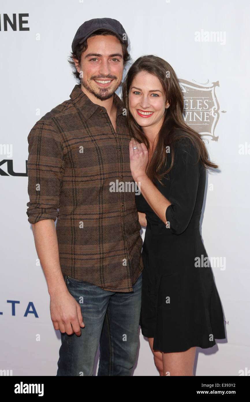 Michelle mulitz and ben feldman hi-res stock photography and images - Alamy