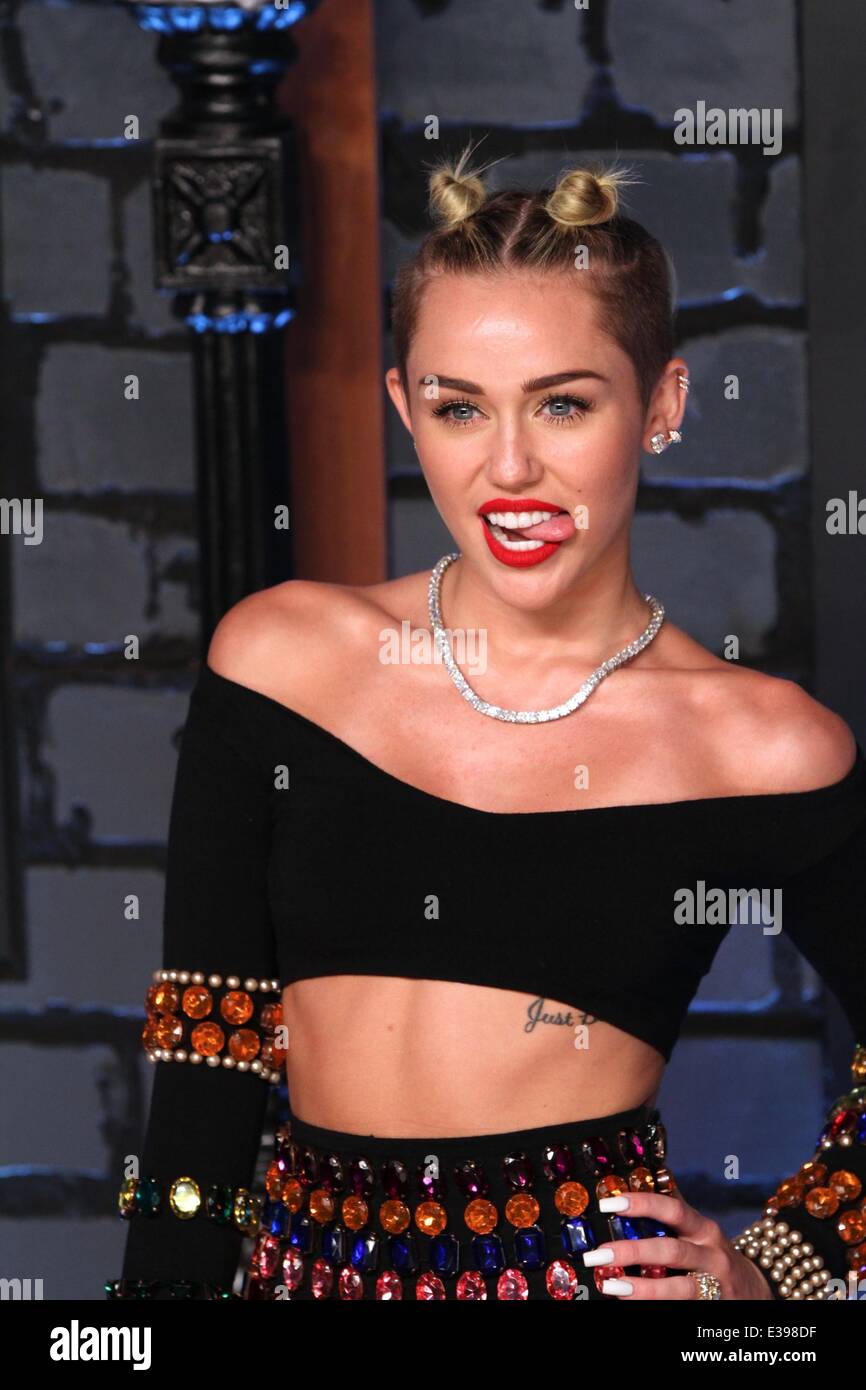 The 2013 MTV Video Music Awards at the Barclays Center. Featuring ...