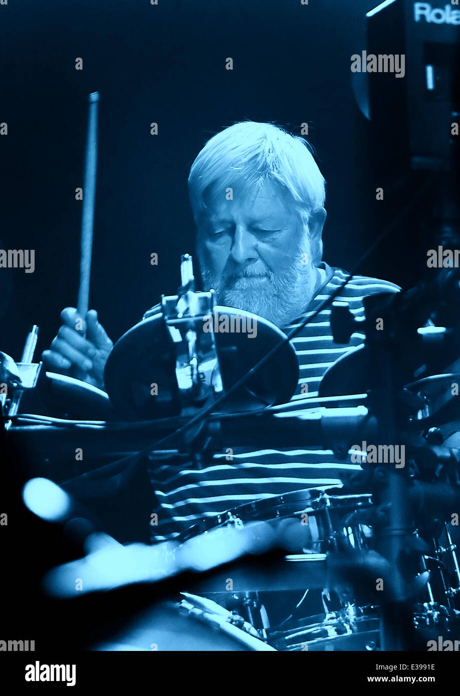 Neil innes rutles hi-res stock photography and images - Alamy