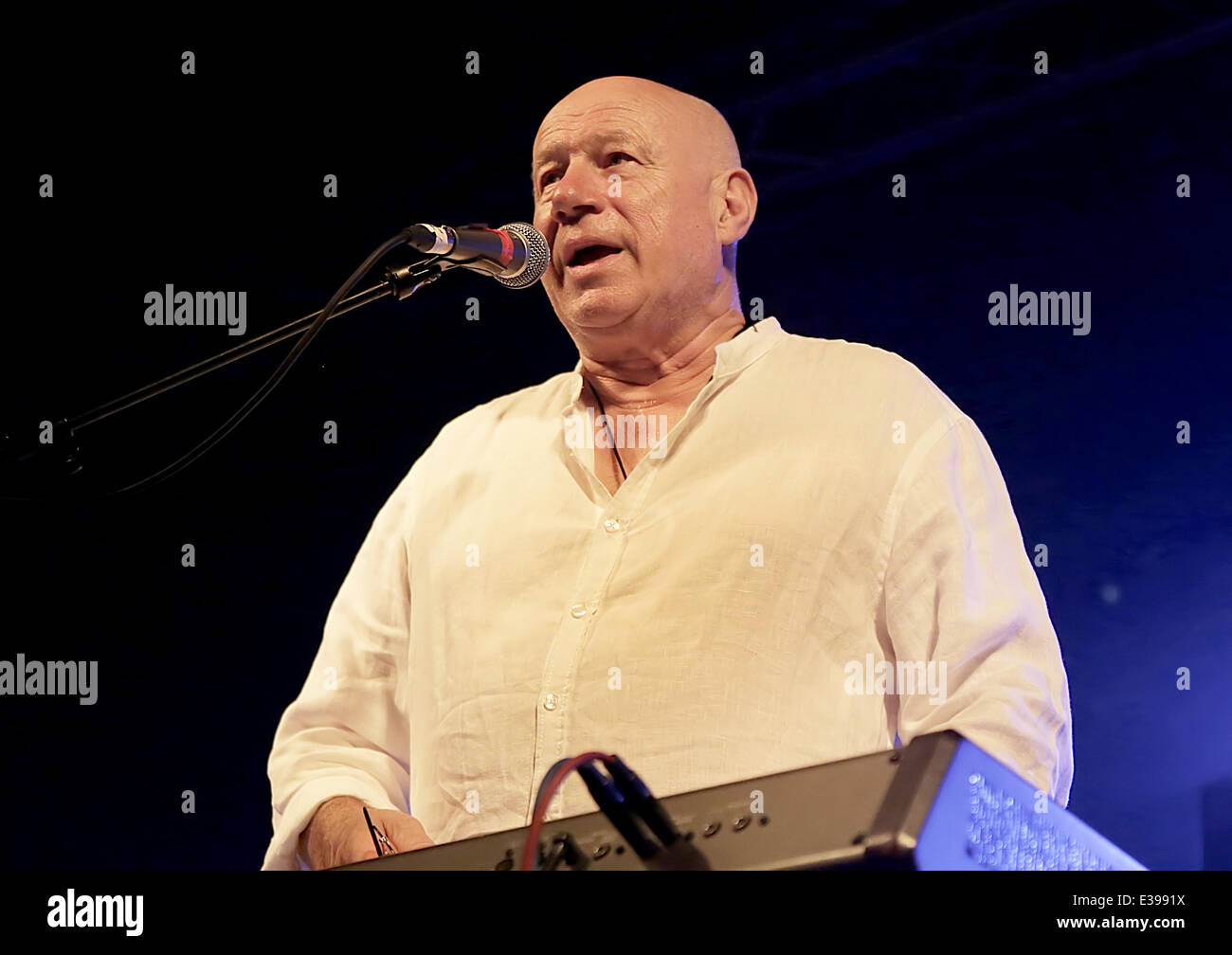 Neil innes rutles hi-res stock photography and images - Alamy