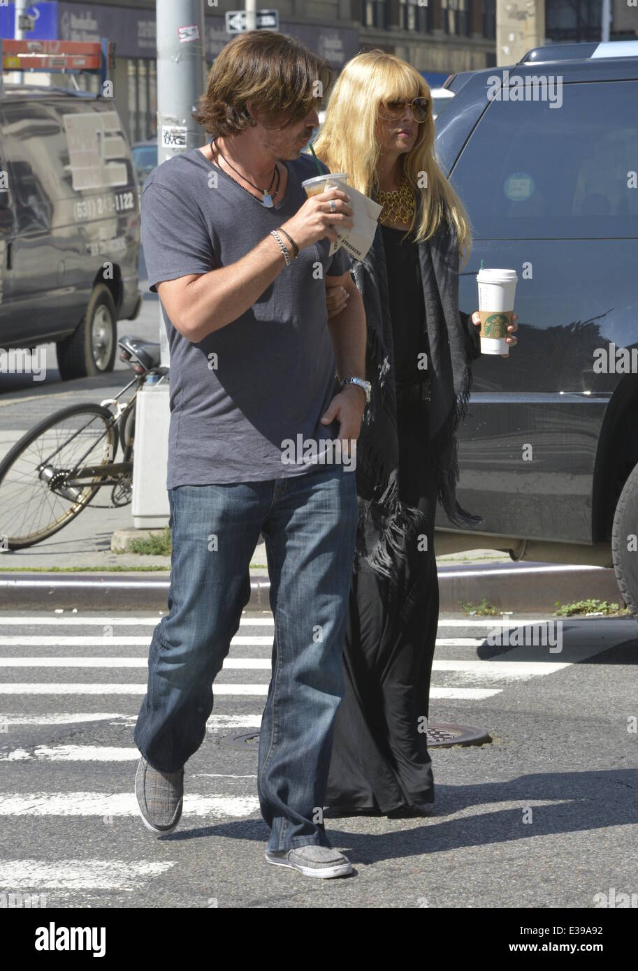 Rachel Zoe and husband Rodger Berman go for Starbucks coffee in ...