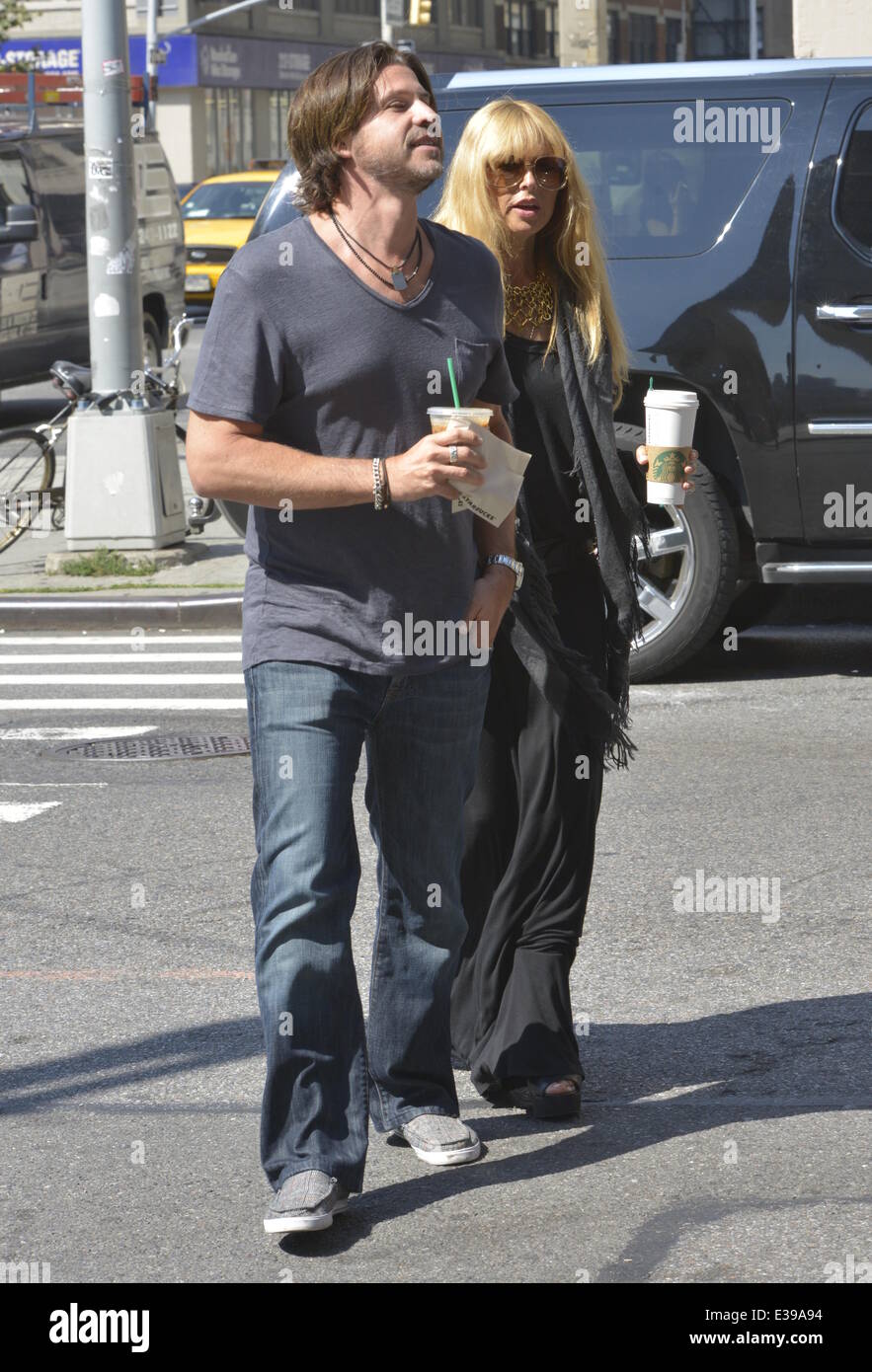 Rachel Zoe and husband Rodger Berman go for Starbucks coffee in ...