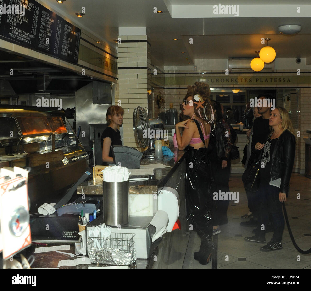 Lady Gaga eating out late as she arrives at about 10pm at The SeaShell ...