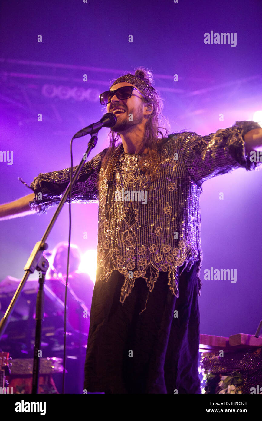 Reading Festival 2013 - Performances Featuring: mimi borelli,Crystal ...