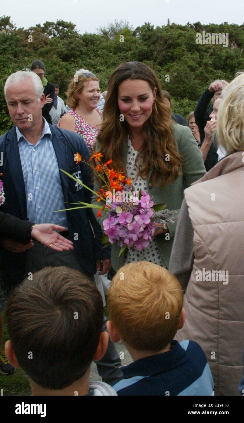 The Duke and Duchess of Cambridge start The Ring O'Fire Anglesey ...