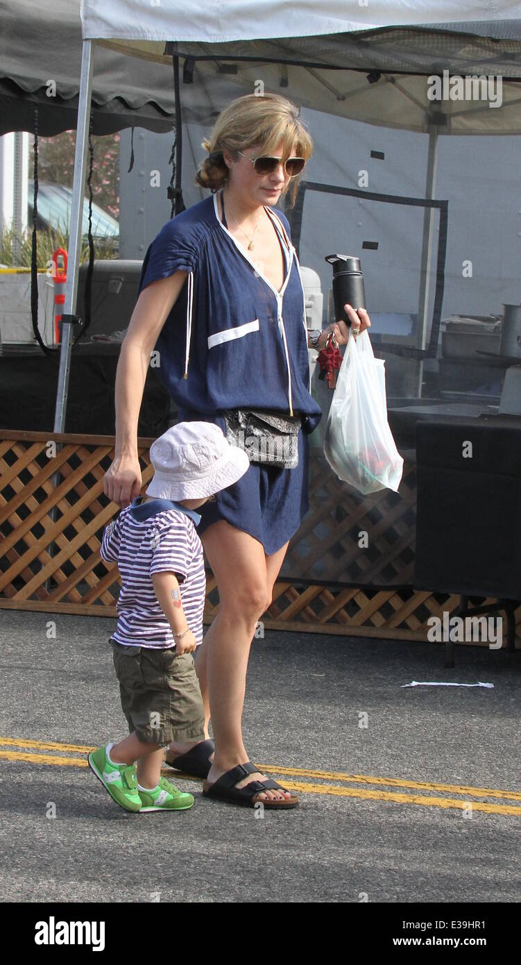 Selma Blair and Jason Bleick out with their son Arthur in Studio City ...