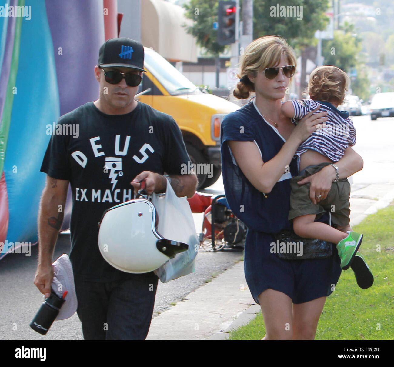 Selma Blair and Jason Bleick out with their son Arthur in Studio City ...