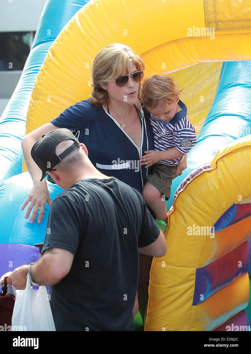 Selma Blair and Jason Bleick out with their son Arthur in Studio City ...