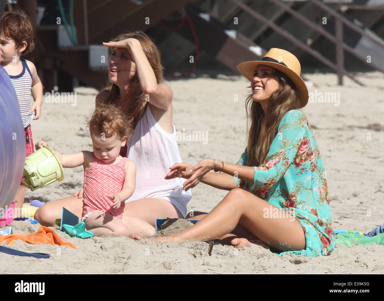 Jessica Alba with family and friends spending the day on the beach in ...