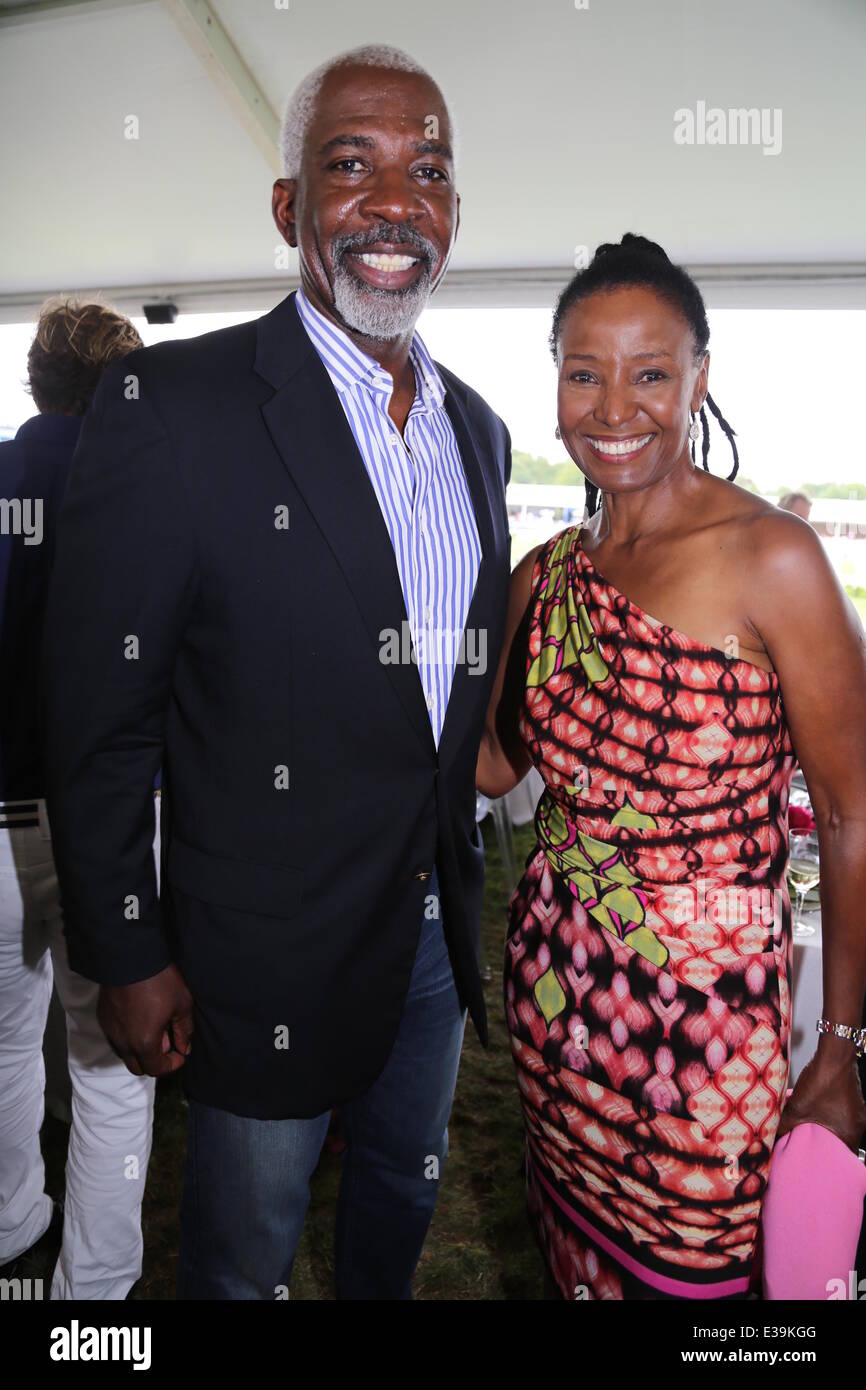 Dan gasby and b smith hi-res stock photography and images - Alamy