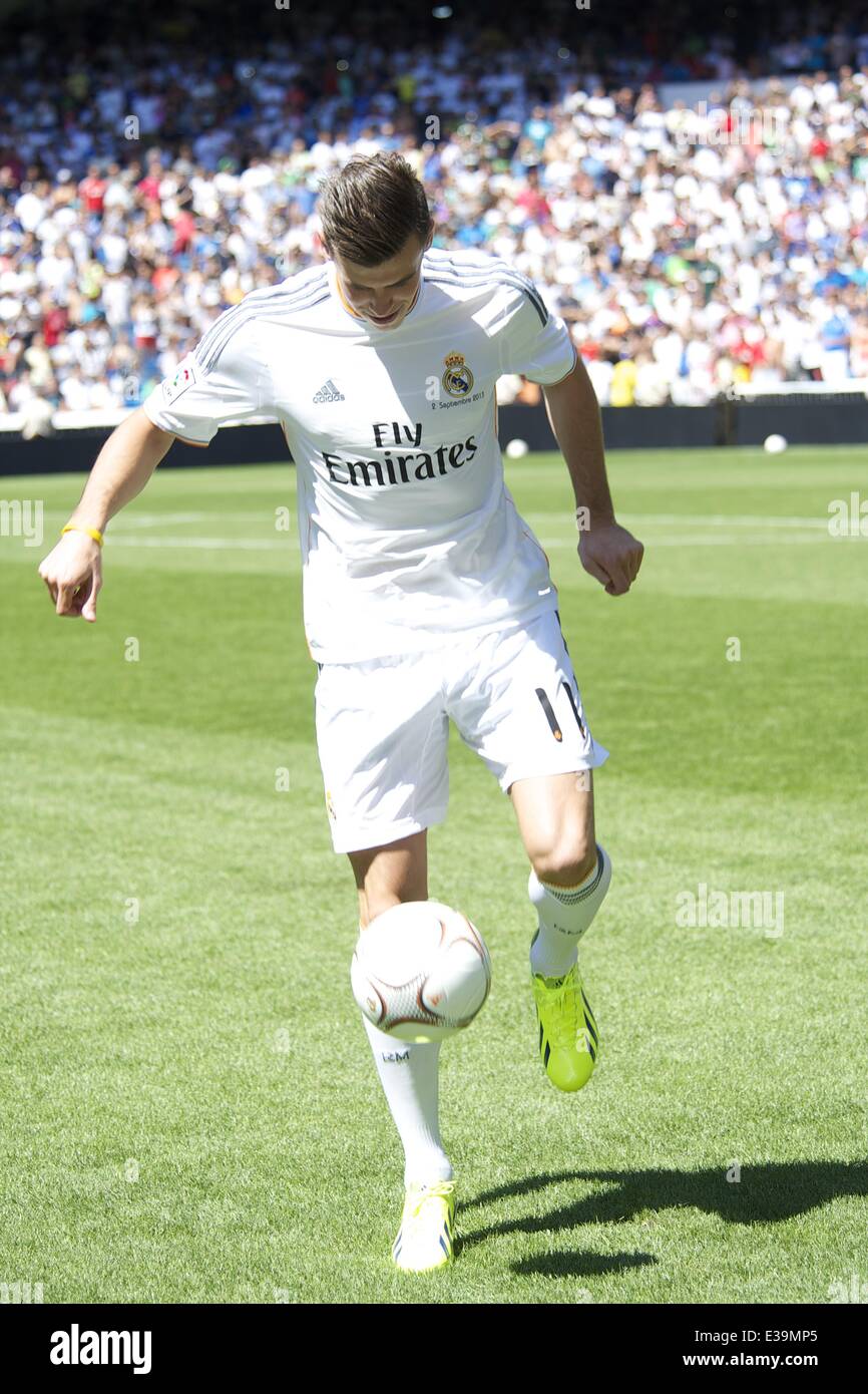 Gareth Bale during his official unveiling as a Real Madrid football ...