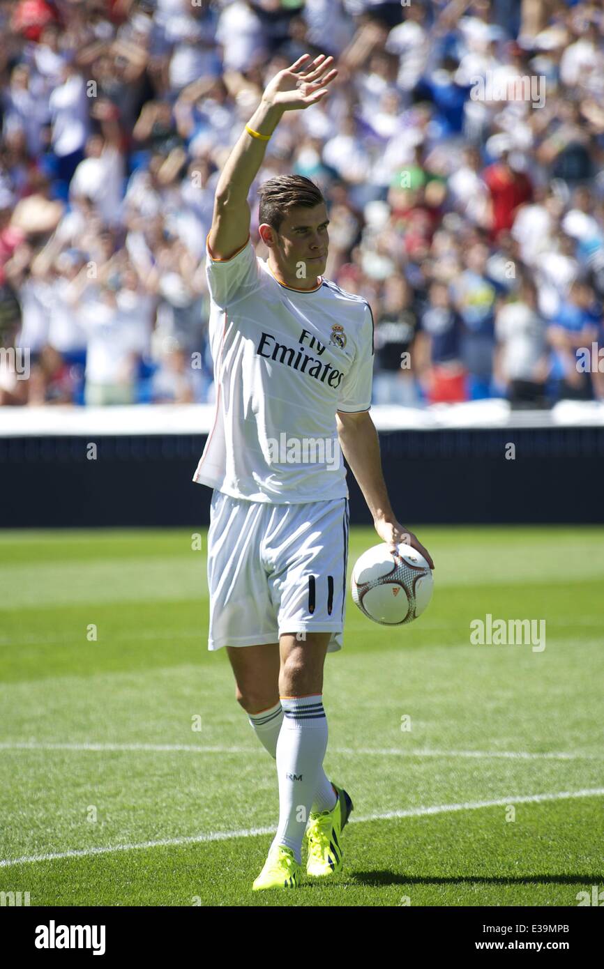 Gareth Bale during his official unveiling as a Real Madrid football ...