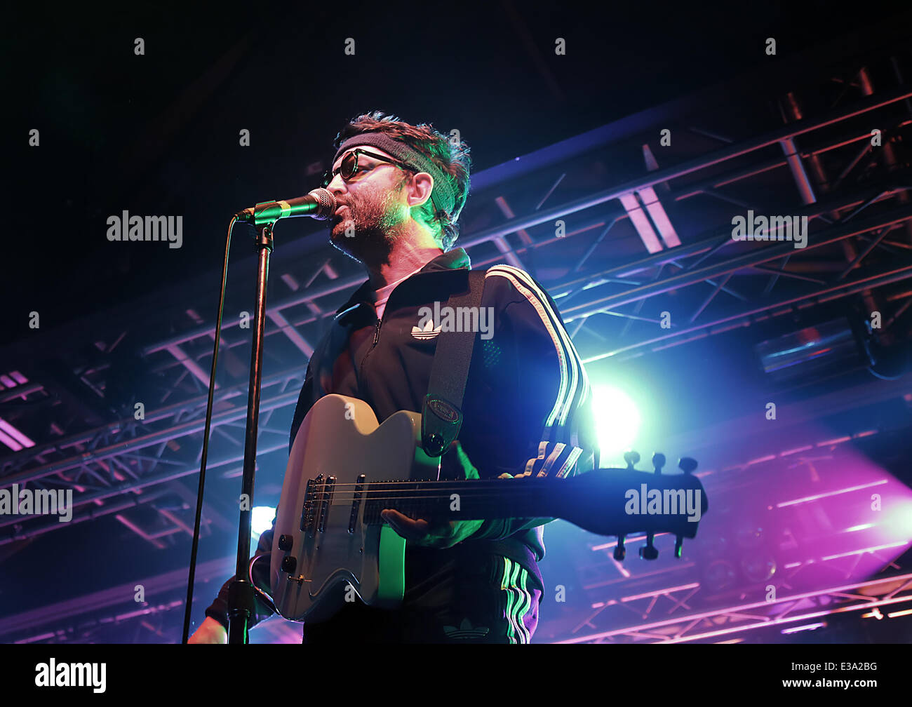 Eels band hi-res stock photography and images - Alamy
