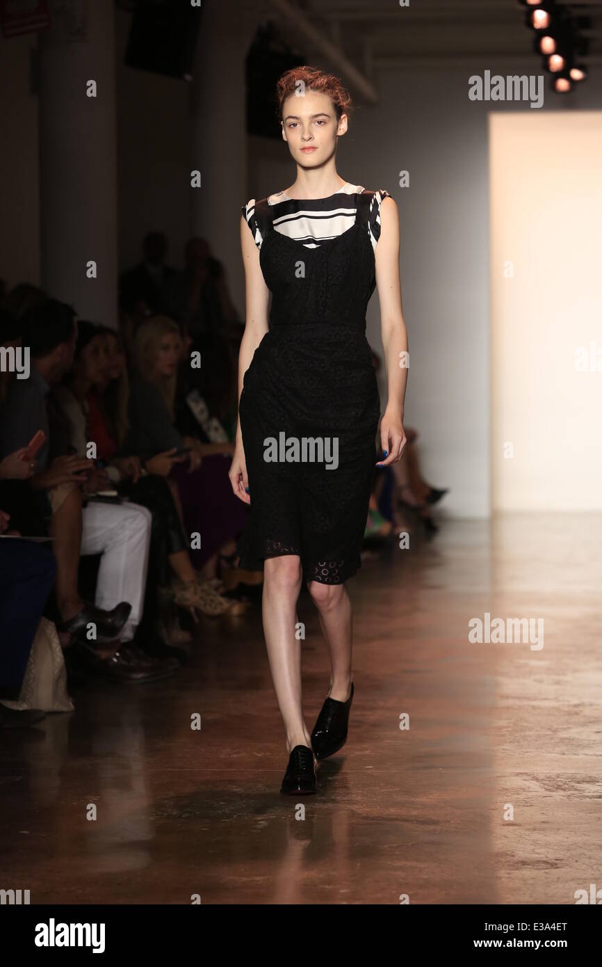 New York Fashion Week - Kate Sade - Runway Featuring: Model Where: New ...