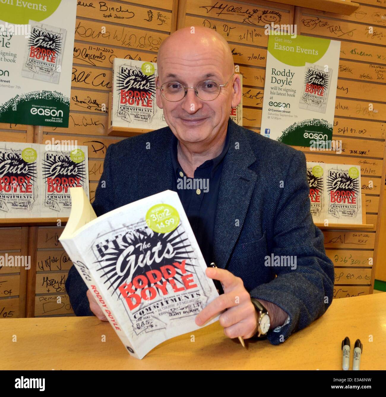 Roddy Doyle Book High Resolution Stock Photography and Images - Alamy