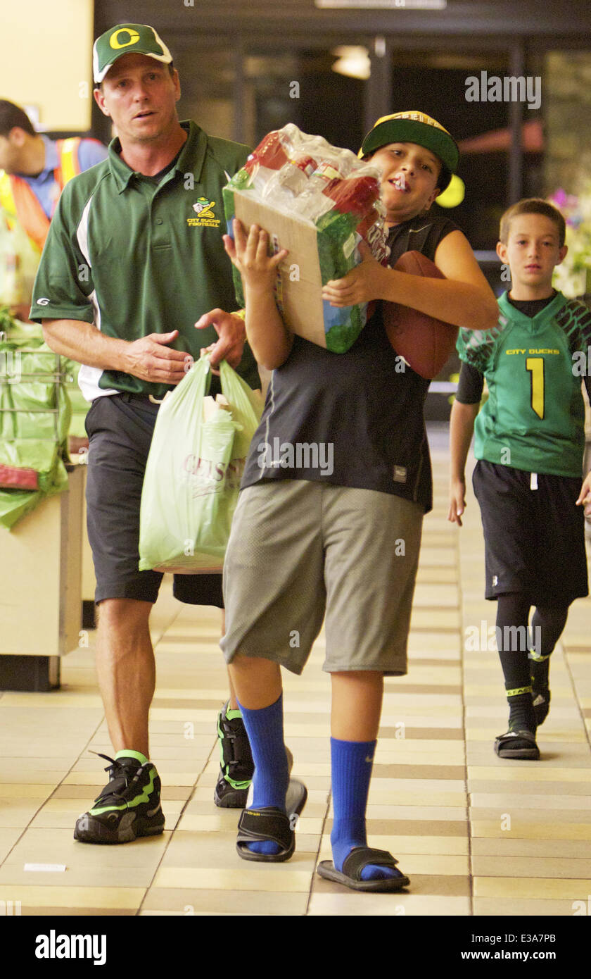 Jason wiles hi-res stock photography and images - Alamy