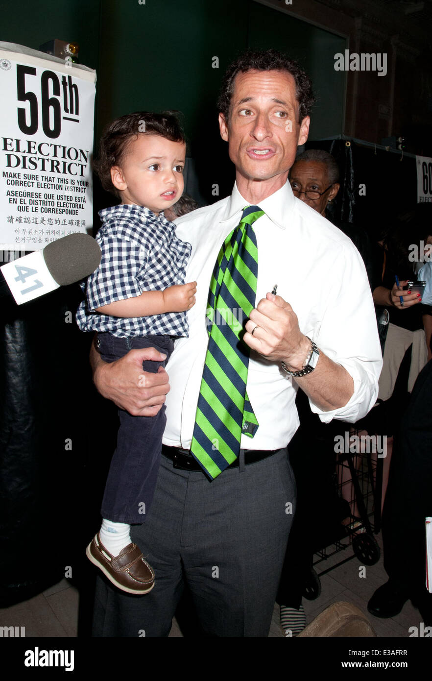 Voting booth united states son hi-res stock photography and images - Alamy