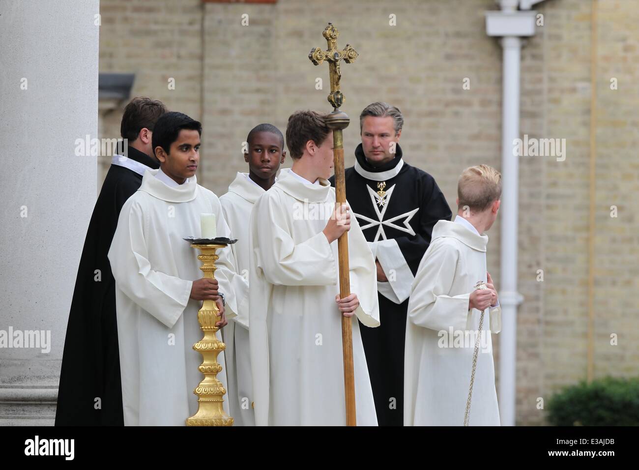 Members of the Royal family attend the funeral of their friend Hugh van ...