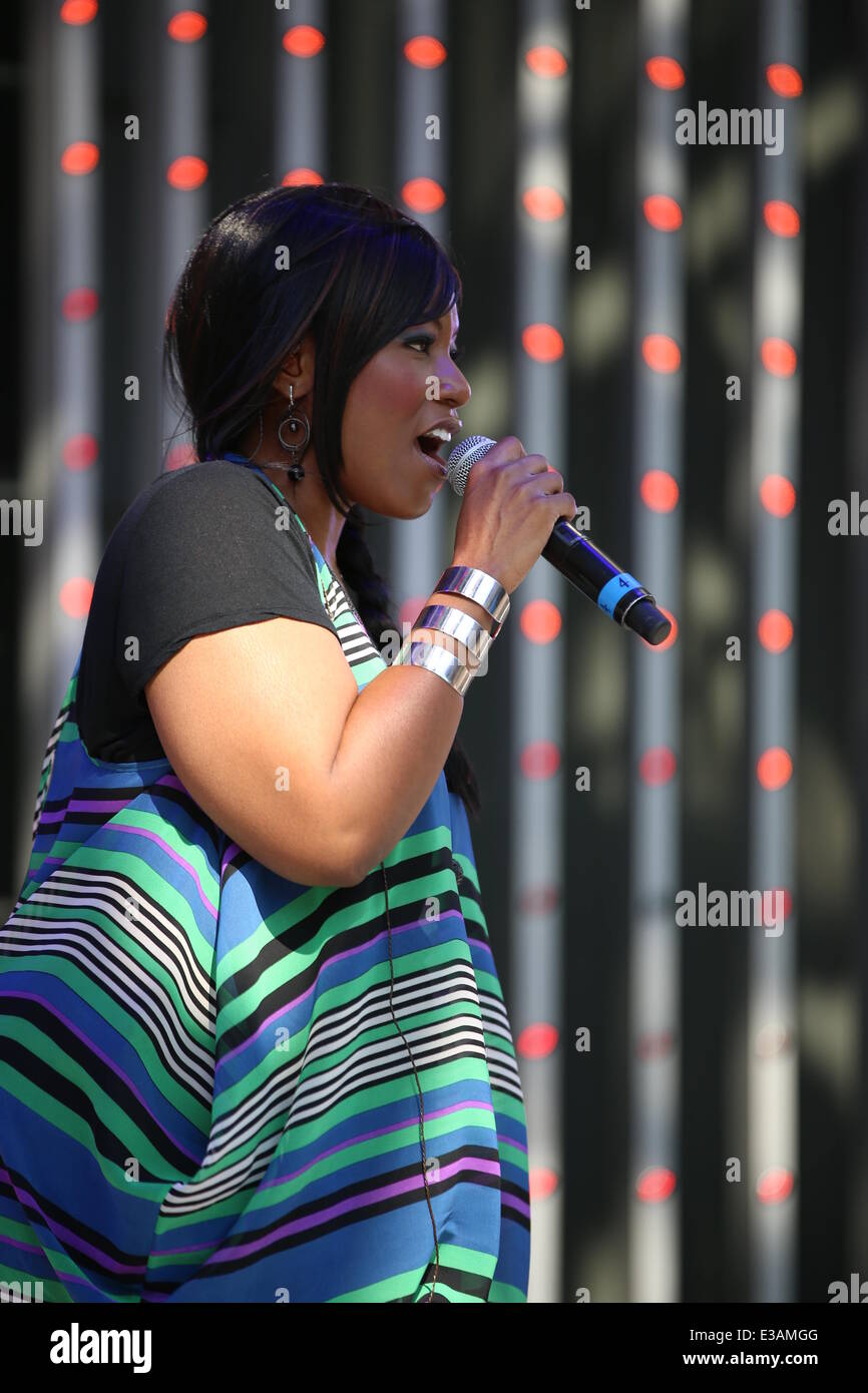 Mandisa High Resolution Stock Photography and Images - Alamy