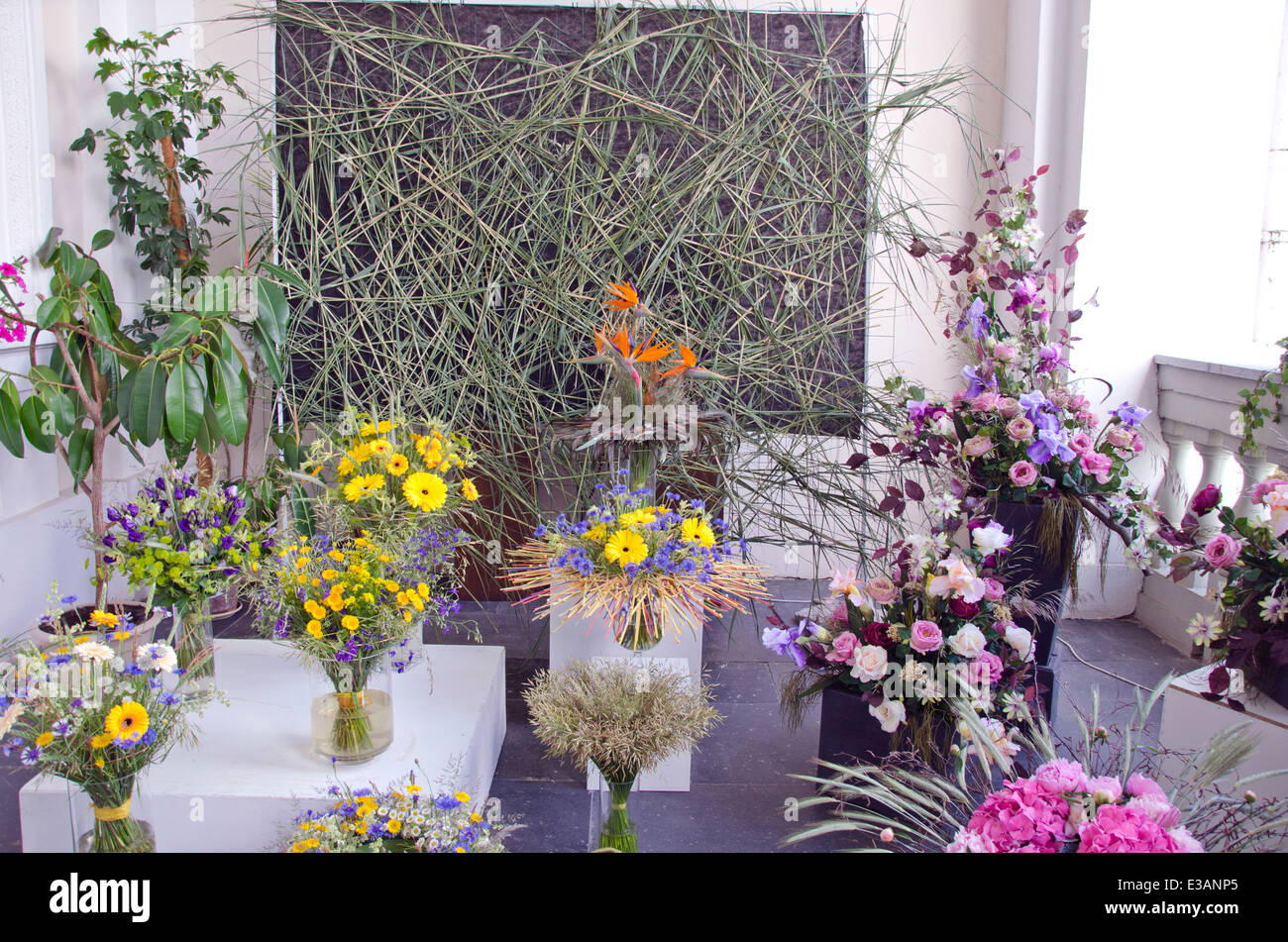 florist flower composition in old manor house terrace Stock Photo - Alamy